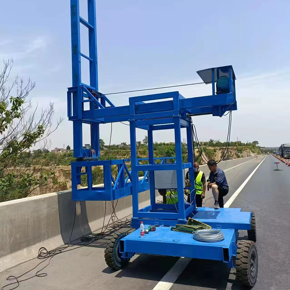 施工台车：盖梁二次张拉、外侧护栏施工、桥梁排水管施工台车 - 广德中泰重工钢模模板厂家